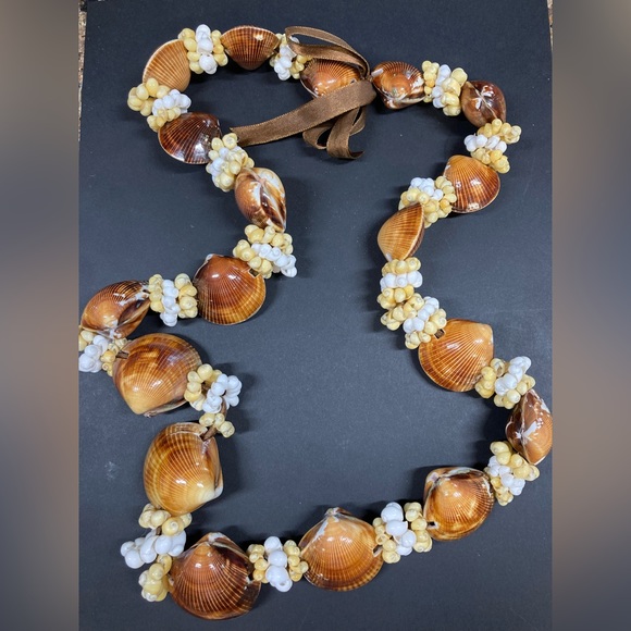 Jewelry | Tropical Shells Necklace Used As Shown | Poshmark